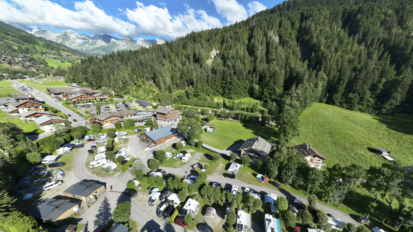 Camping L'Escale in Grand-Bornand, Haute-Savoie (74)